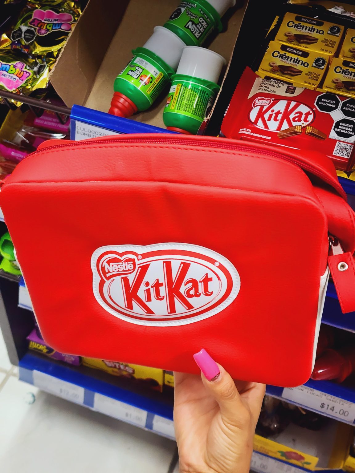 Bolsa Vinipiel en forma de chocolate Kit Kat - Cute Shop