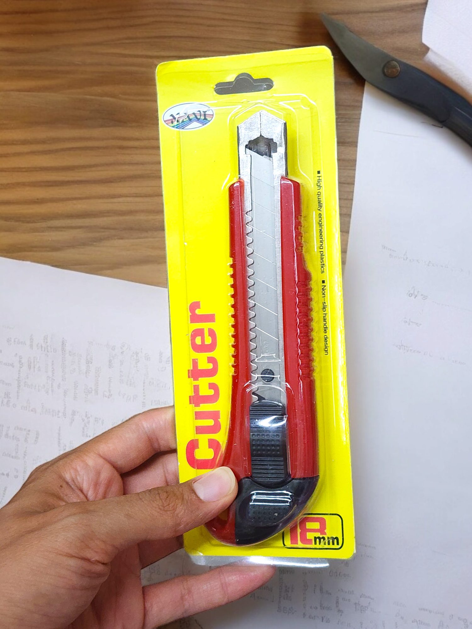 CUTTER REFORZADO - Cute Shop