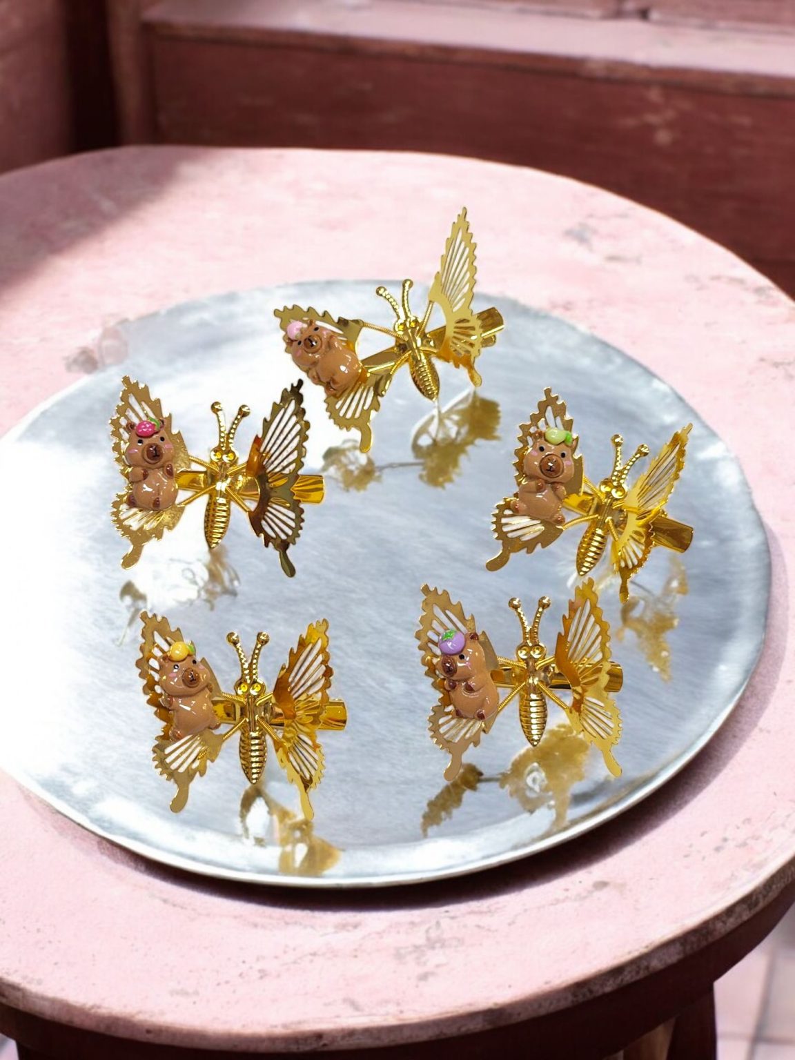 Pinza Pasador de Mariposa Bailarina con Resorte Capibara - Cute Shop